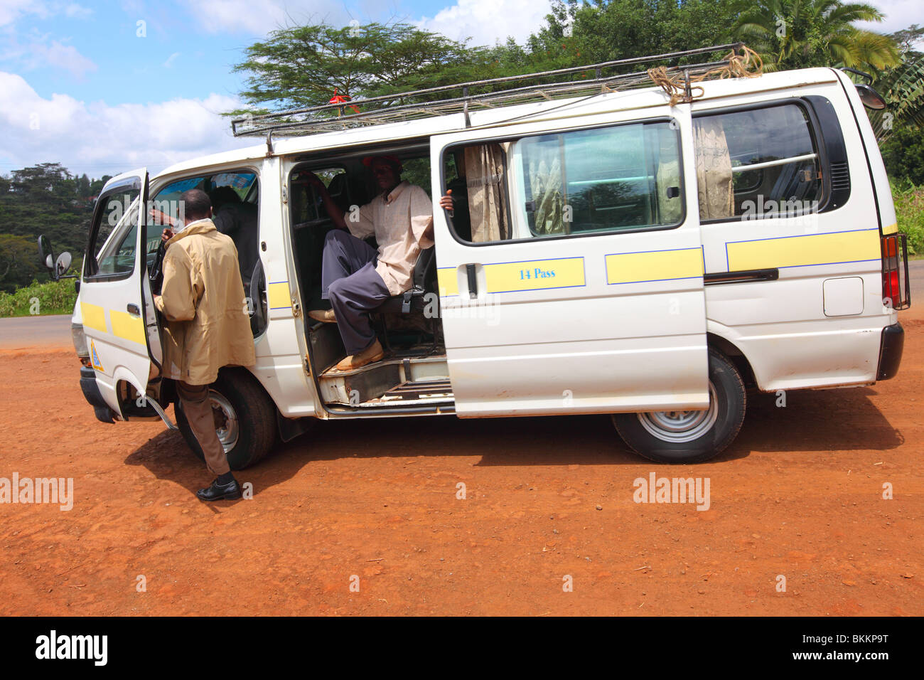 Transportation highlands of karatina hi-res stock photography and ...