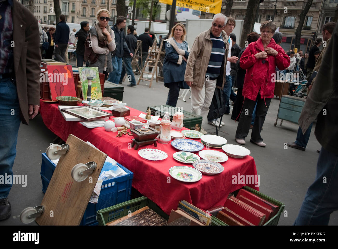 People Shopping for "Second Hand" Household Objects on Street Garage ...