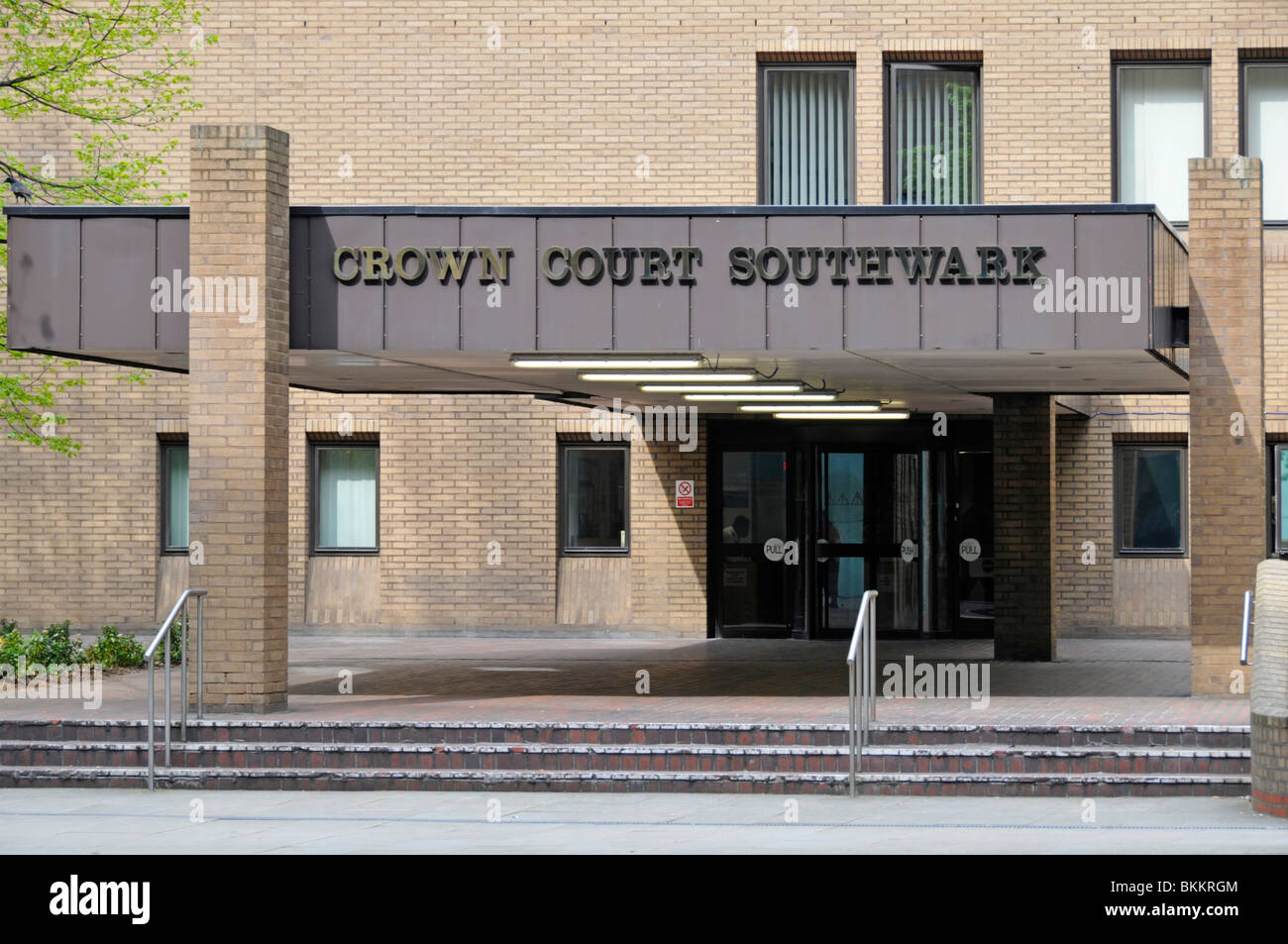 Crown Court Southwark sign & brick built courthouse building with ...