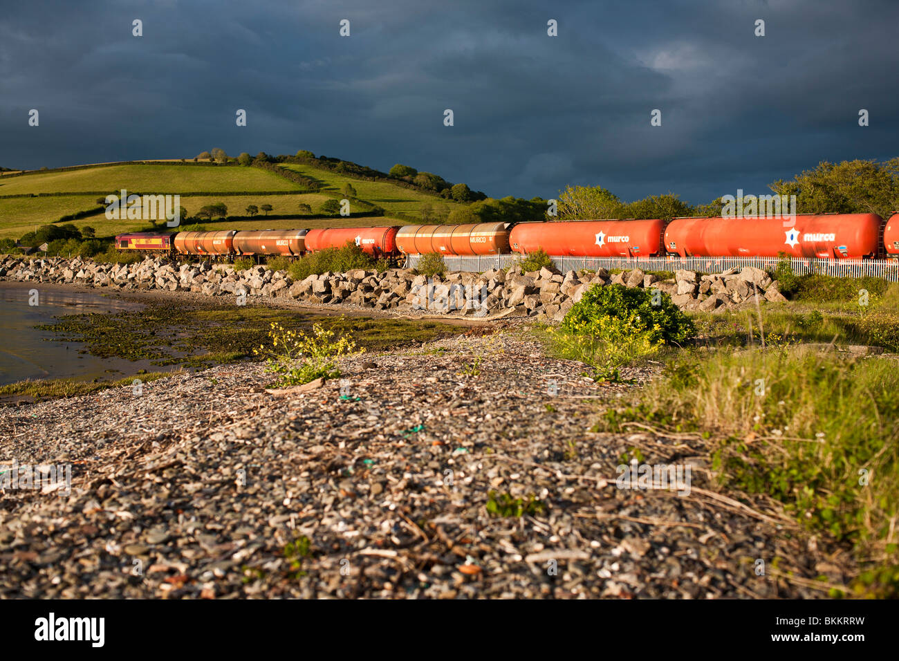 Oil tank train hi-res stock photography and images - Alamy