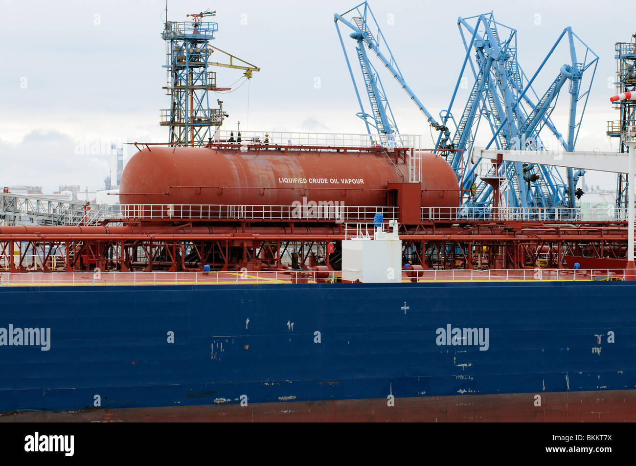 Ship fuel tank hi-res stock photography and images - Alamy