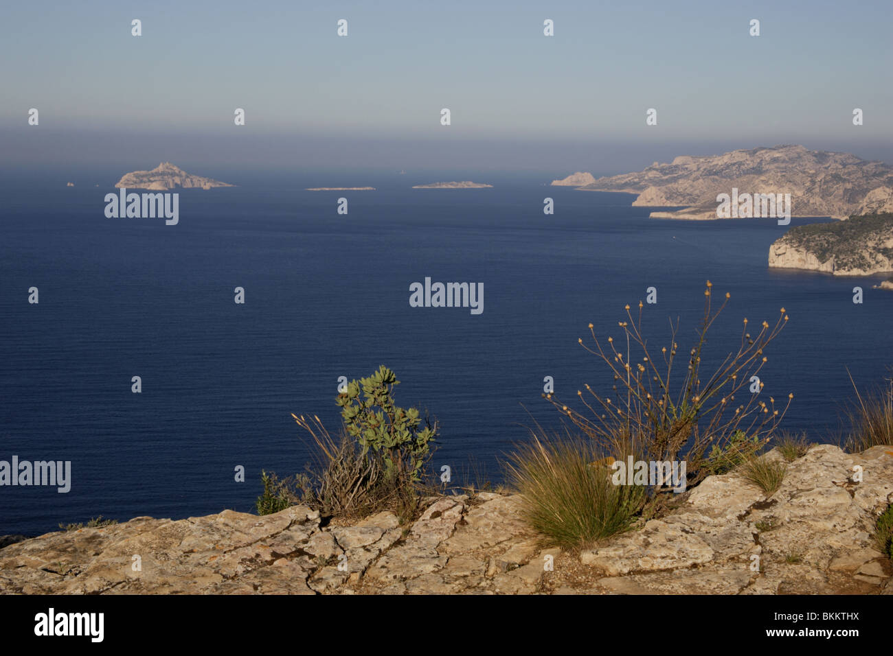Les calanques de marseille hi-res stock photography and images - Alamy