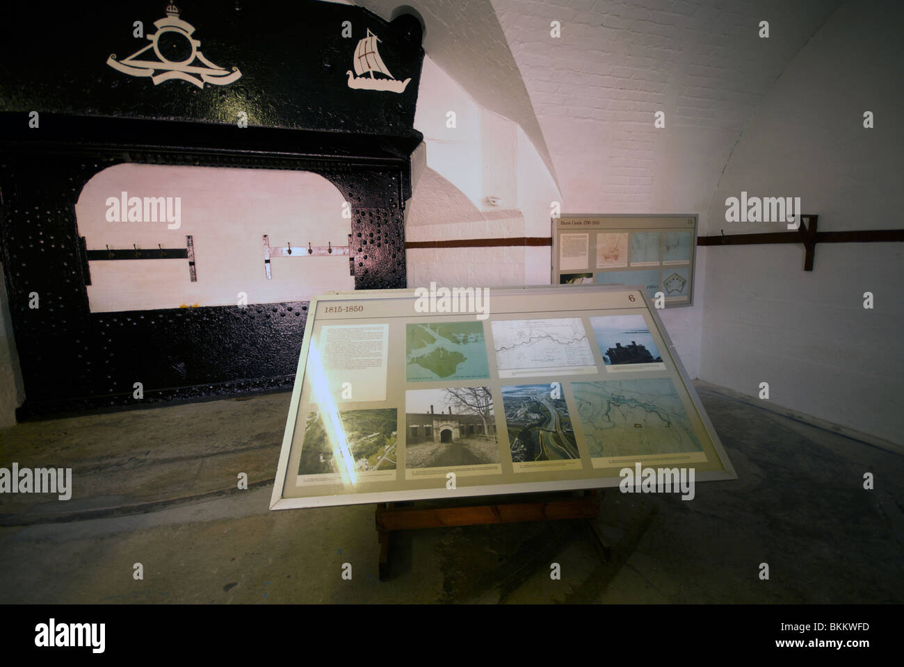 Hurst Castle Fort Hampshire UK National Trust Museum Stock Photo - Alamy