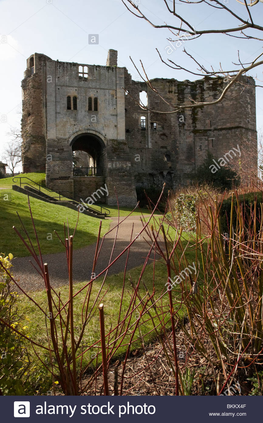 Newark Castle Gardens High Resolution Stock Photography and Images - Alamy