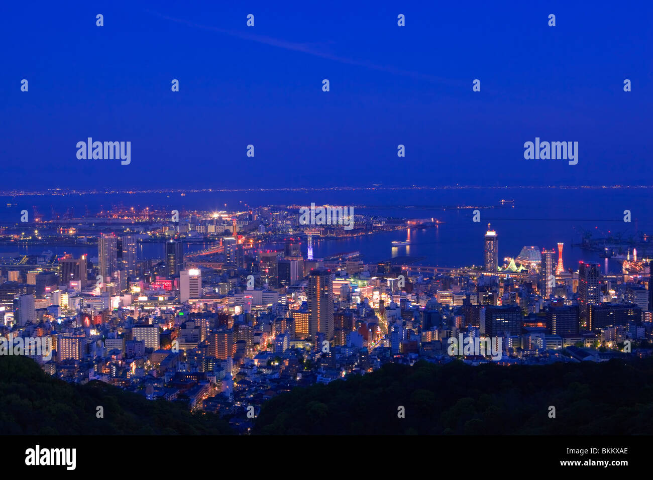 Night view Port of Kobe Stock Photo - Alamy