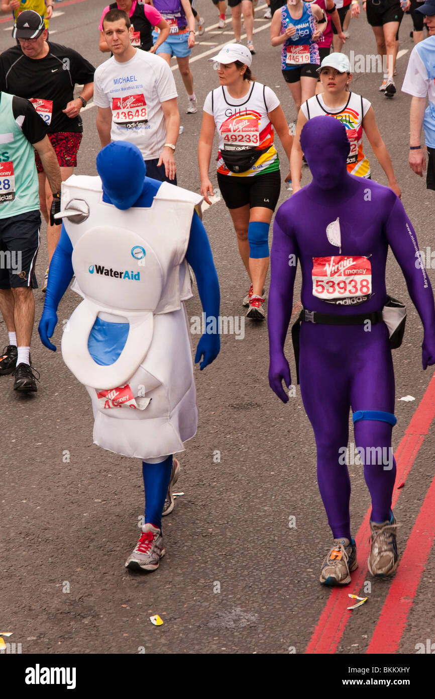London marathon 2010 hi-res stock photography and images - Alamy