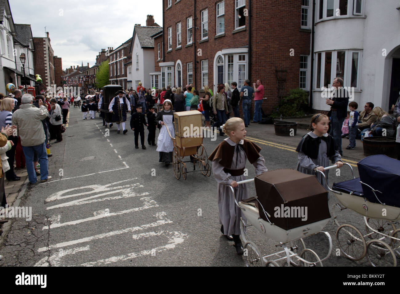 The annual Royal Mayday procession Knutsford Stock Photo - Alamy