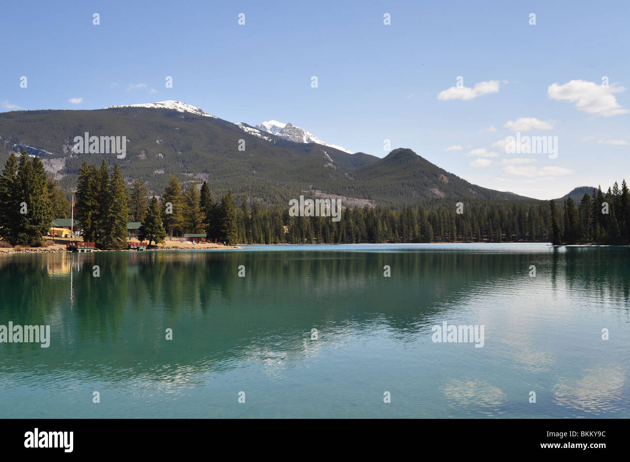 Shadow lake lodge hi-res stock photography and images - Alamy