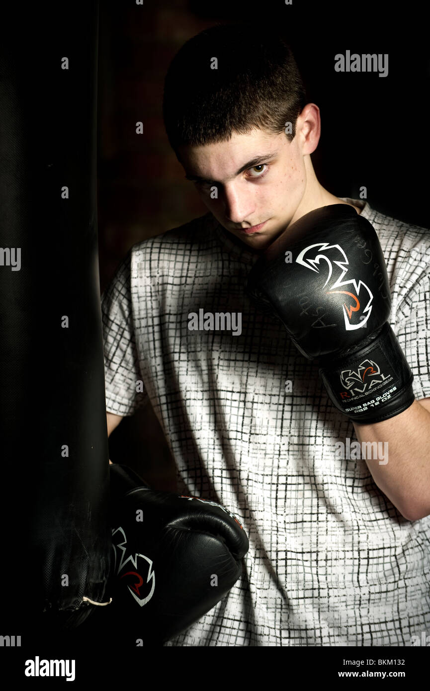 Boxer training at a boxing gym Stock Photo - Alamy