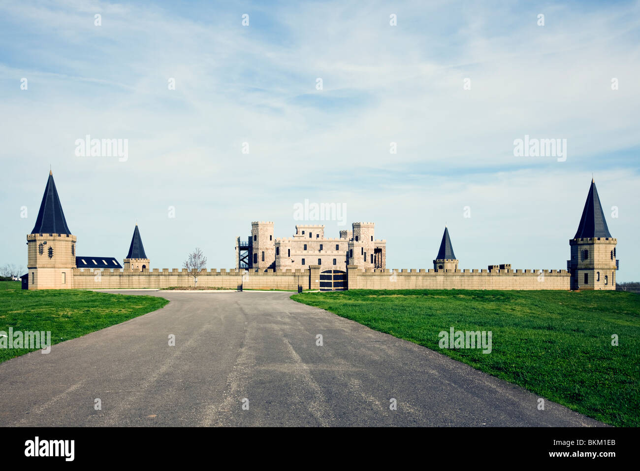 Kentucky castle hi-res stock photography and images - Alamy