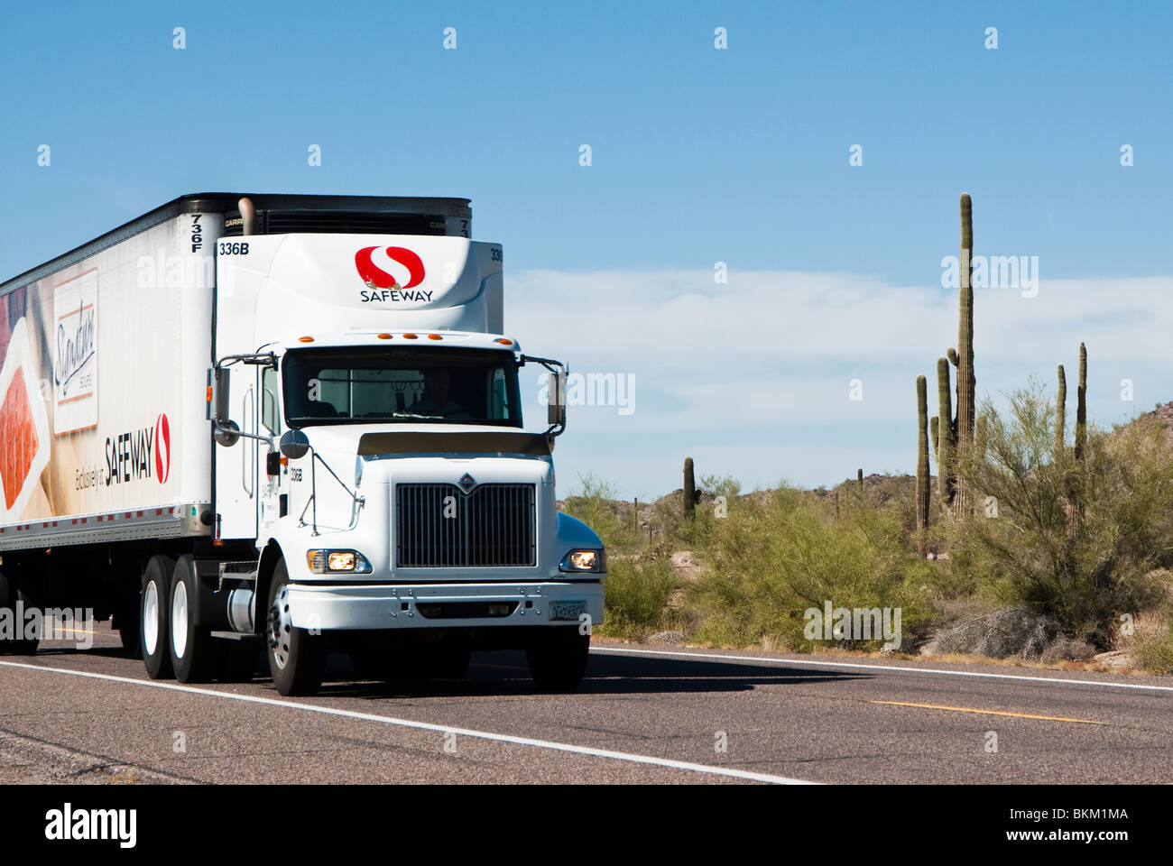Trucking desert hi-res stock photography and images - Alamy
