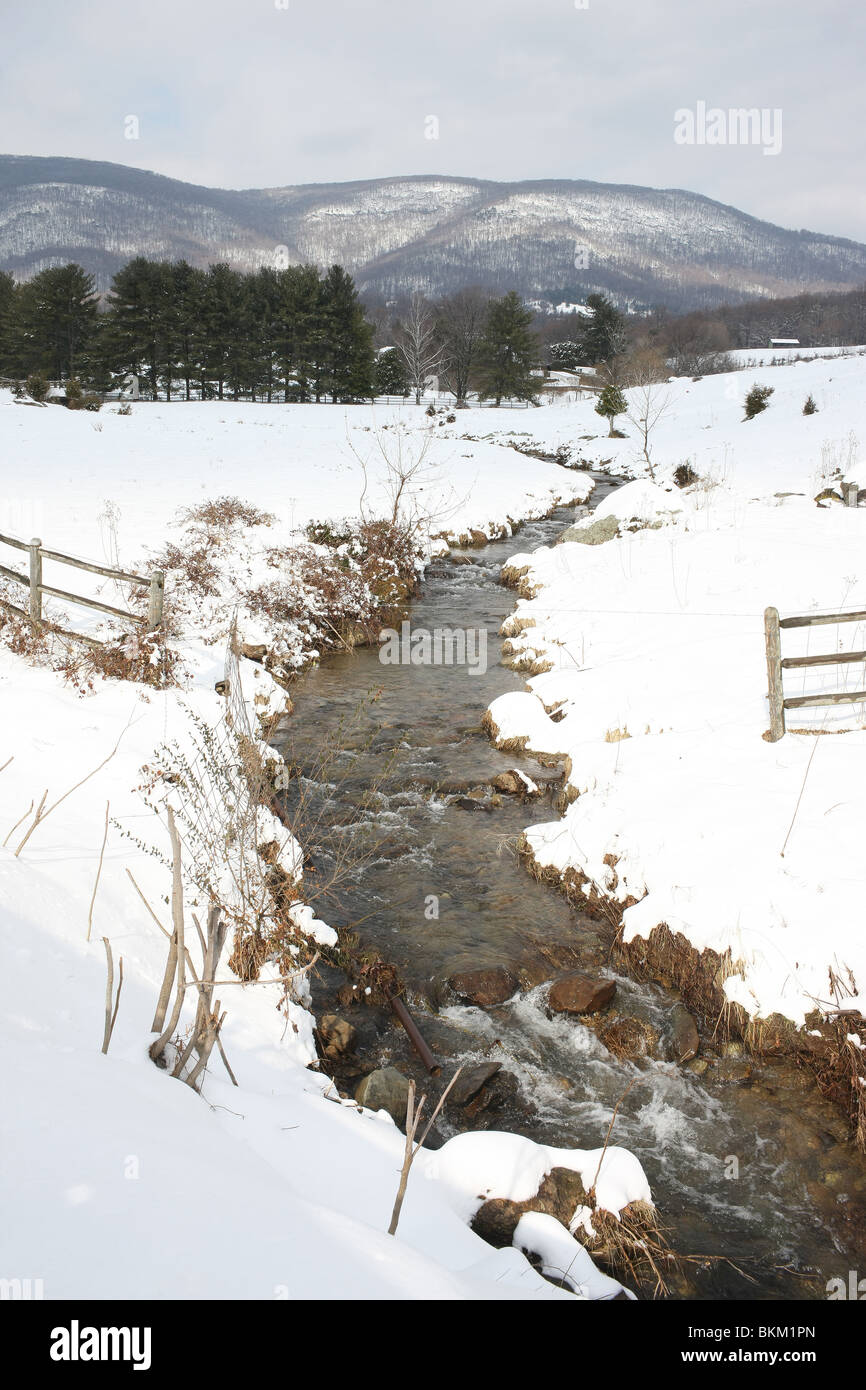Charlottesville winter hi-res stock photography and images - Alamy