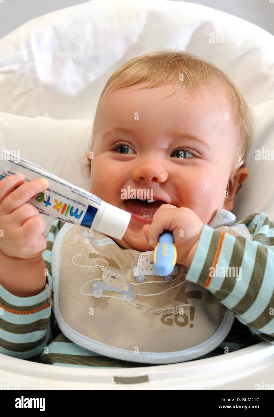 Milk tooth hi-res stock photography and images - Alamy