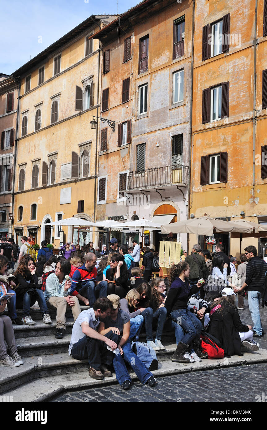 Piazza della rotonda rome hi-res stock photography and images - Alamy