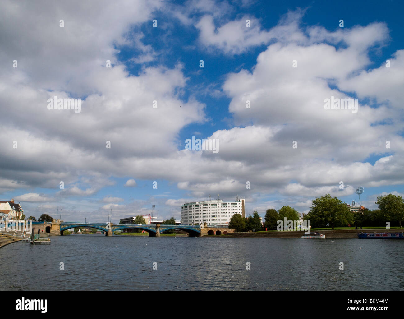 River trent nottingham england hi-res stock photography and images - Alamy