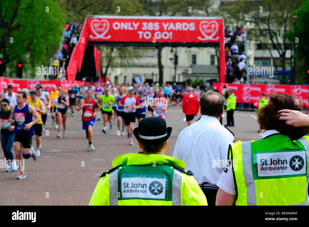 Members from the St John's Ambulance crew in attendance at the London ...