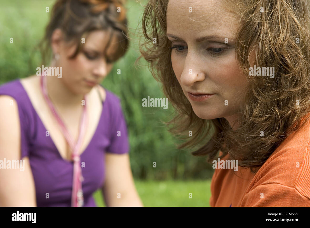 Black ladies friends outside hi-res stock photography and images - Alamy