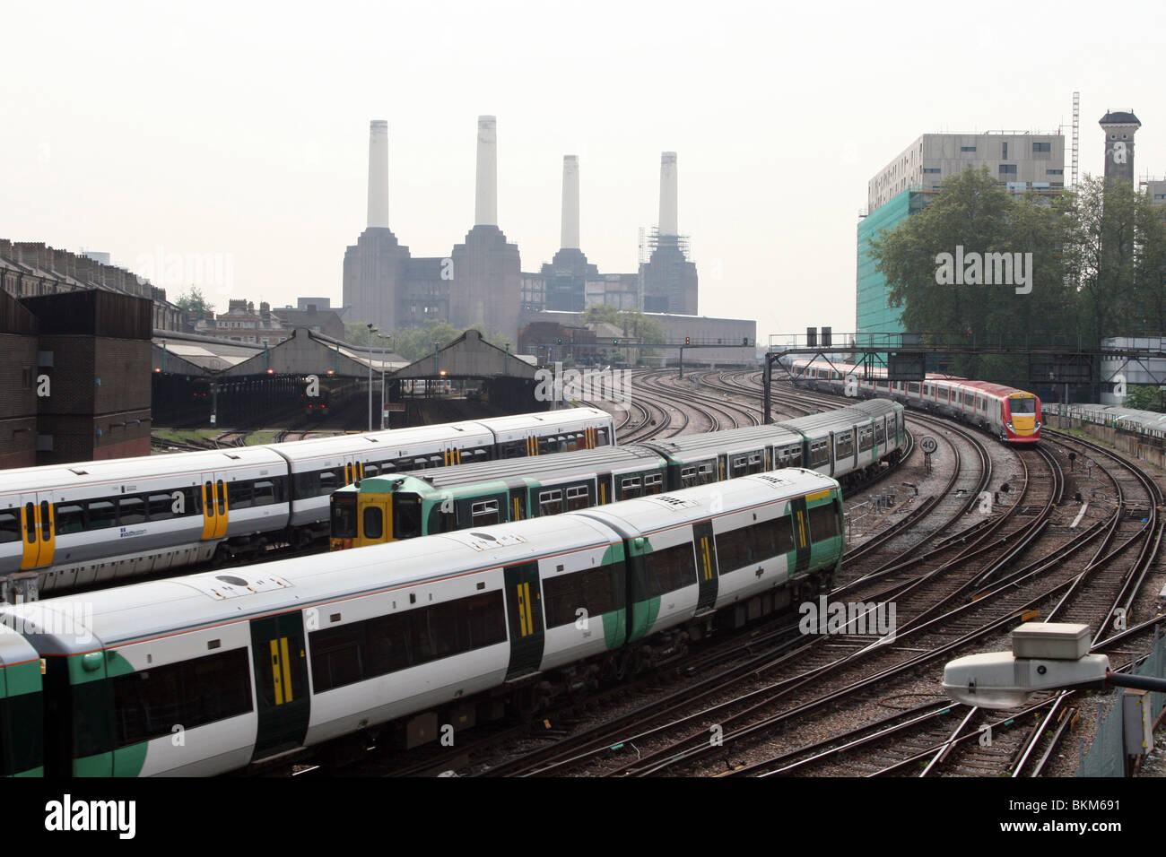 Battersea power tube station station hi-res stock photography and ...