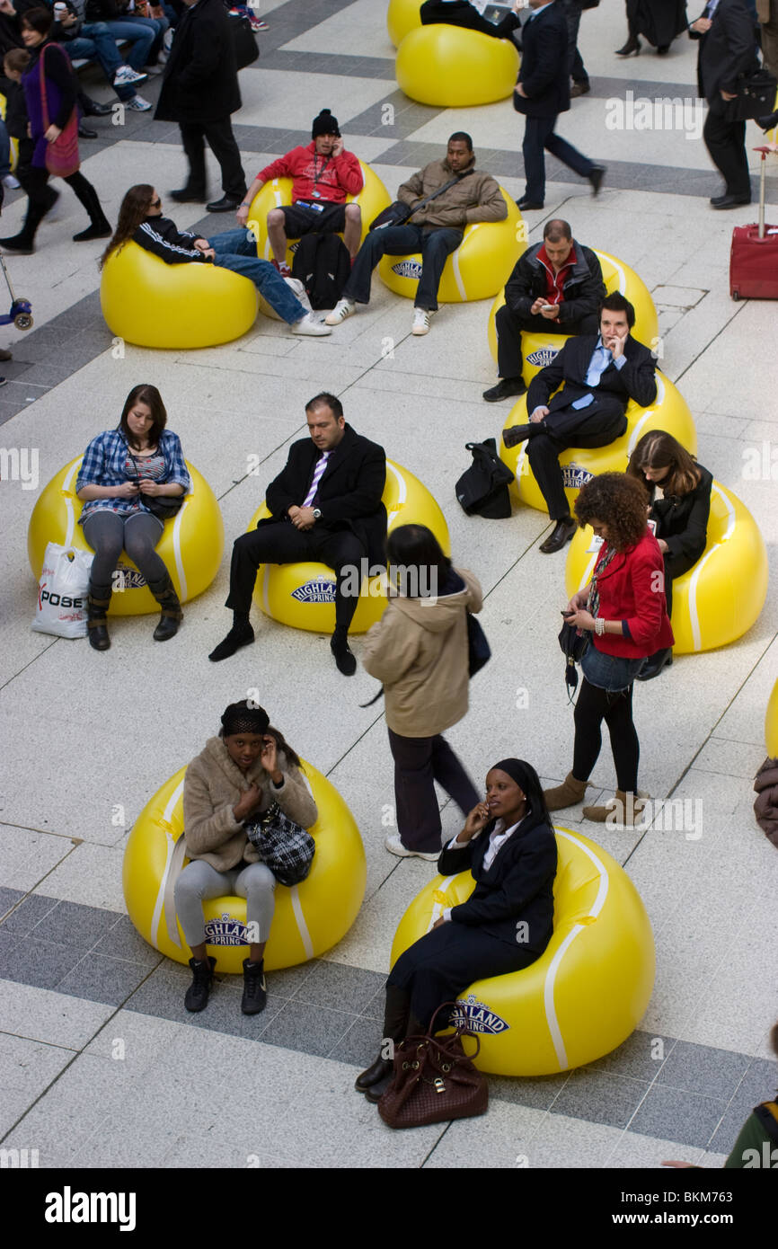 Flash mob advertising hi-res stock photography and images - Alamy