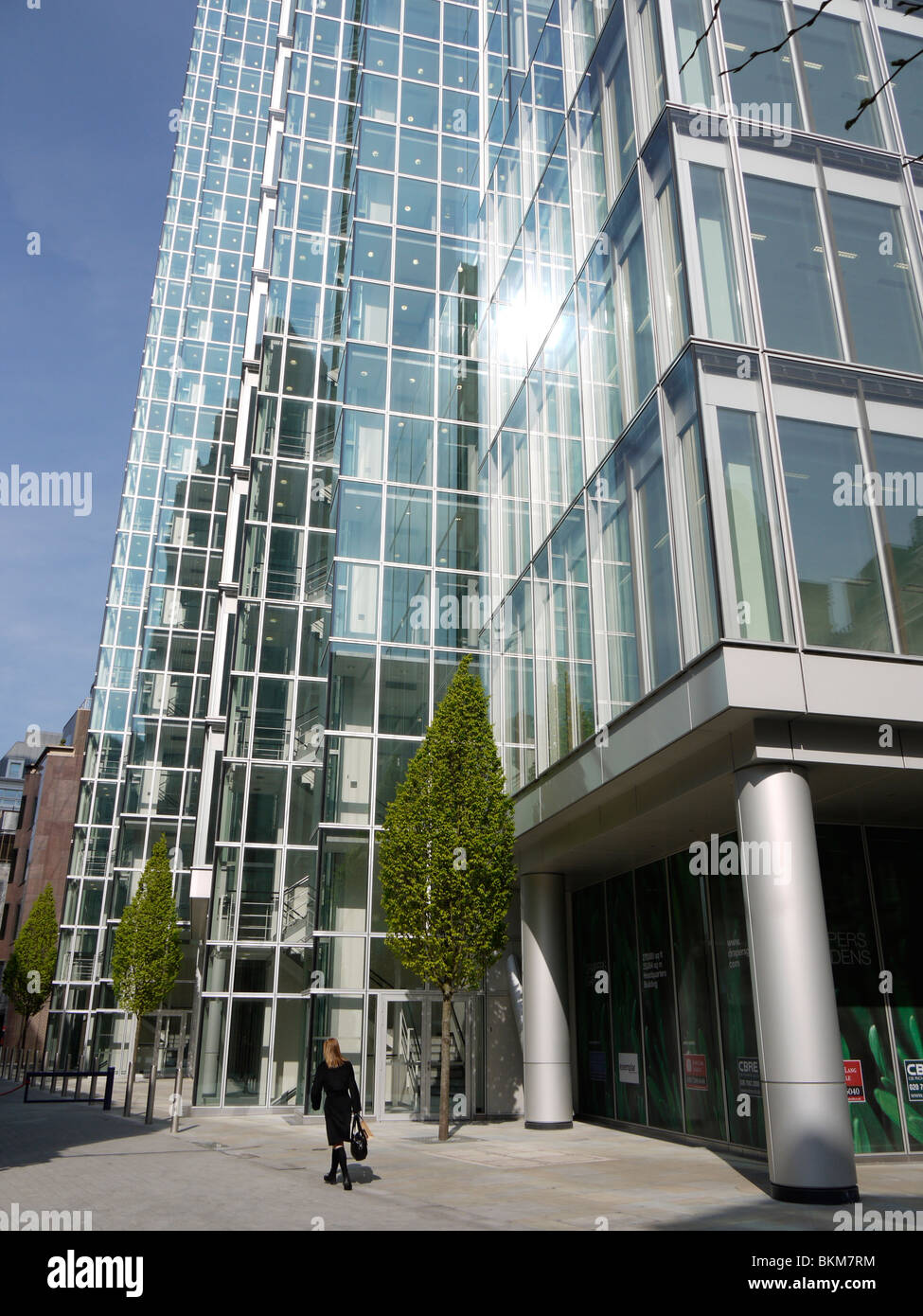 Blackrock headquarters uk hi-res stock photography and images - Alamy