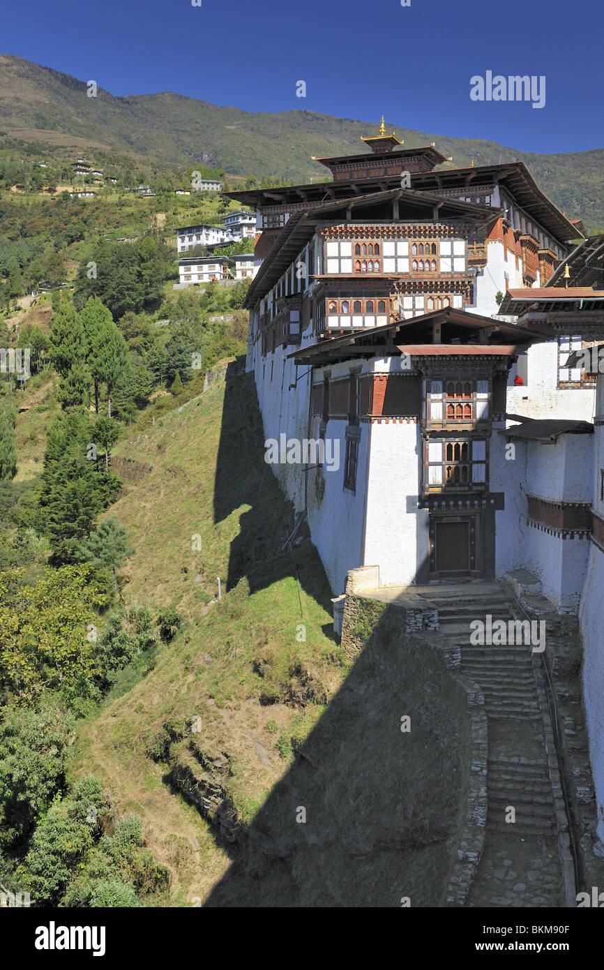 Trongsa Dzong monastery exterior Bhutan Stock Photo - Alamy