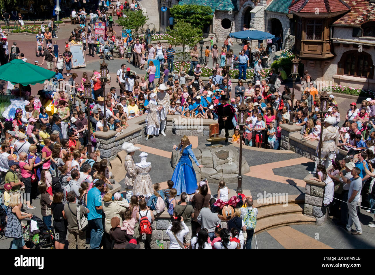 Paris France Theme Parks Crowds Of People Visiting Disneyland Paris