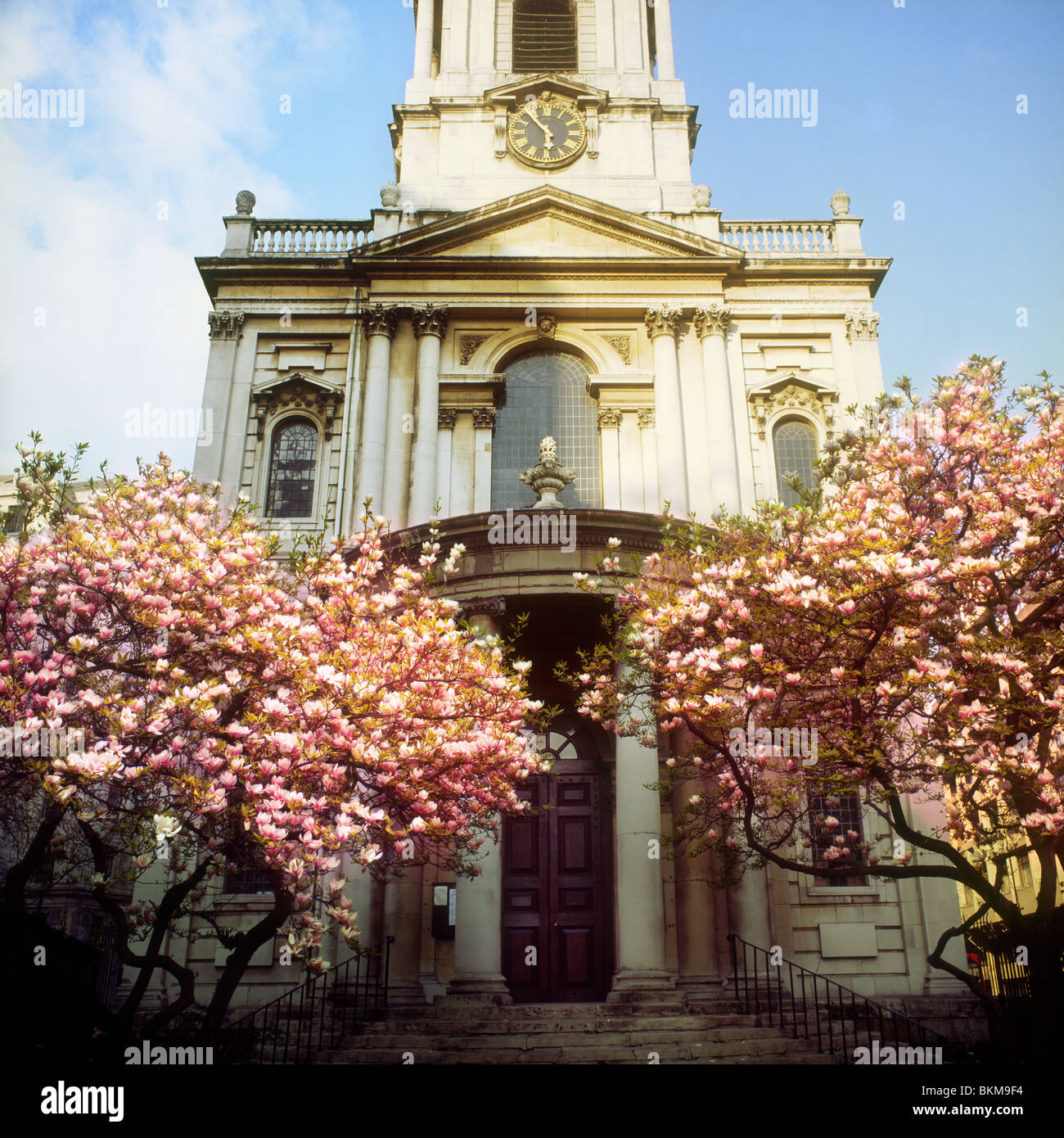 St mary le strand hi-res stock photography and images - Alamy