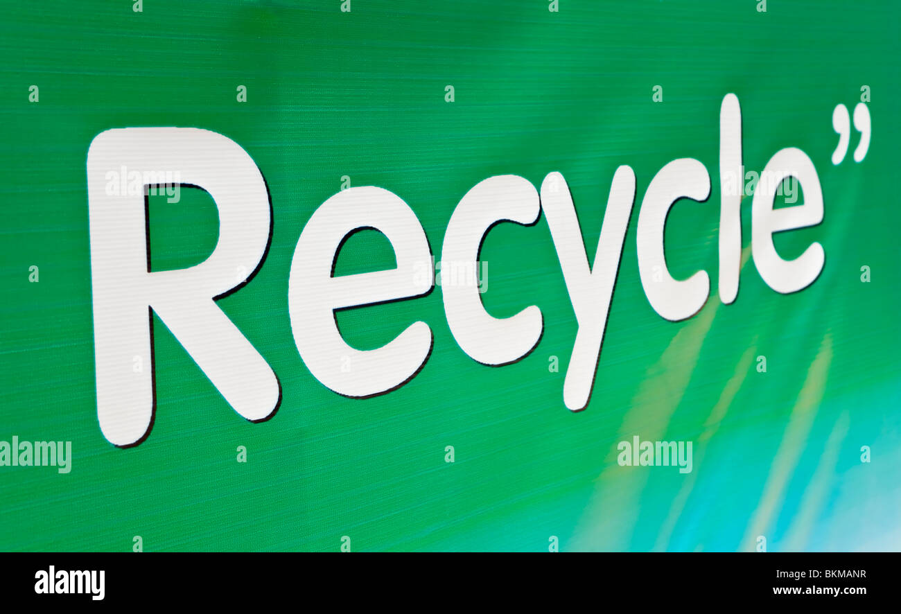 Recycle sign hi-res stock photography and images - Alamy