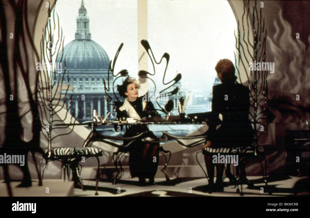 101 DALMATIANS (1996) GLENN CLOSE 101D 046 Stock Photo - Alamy