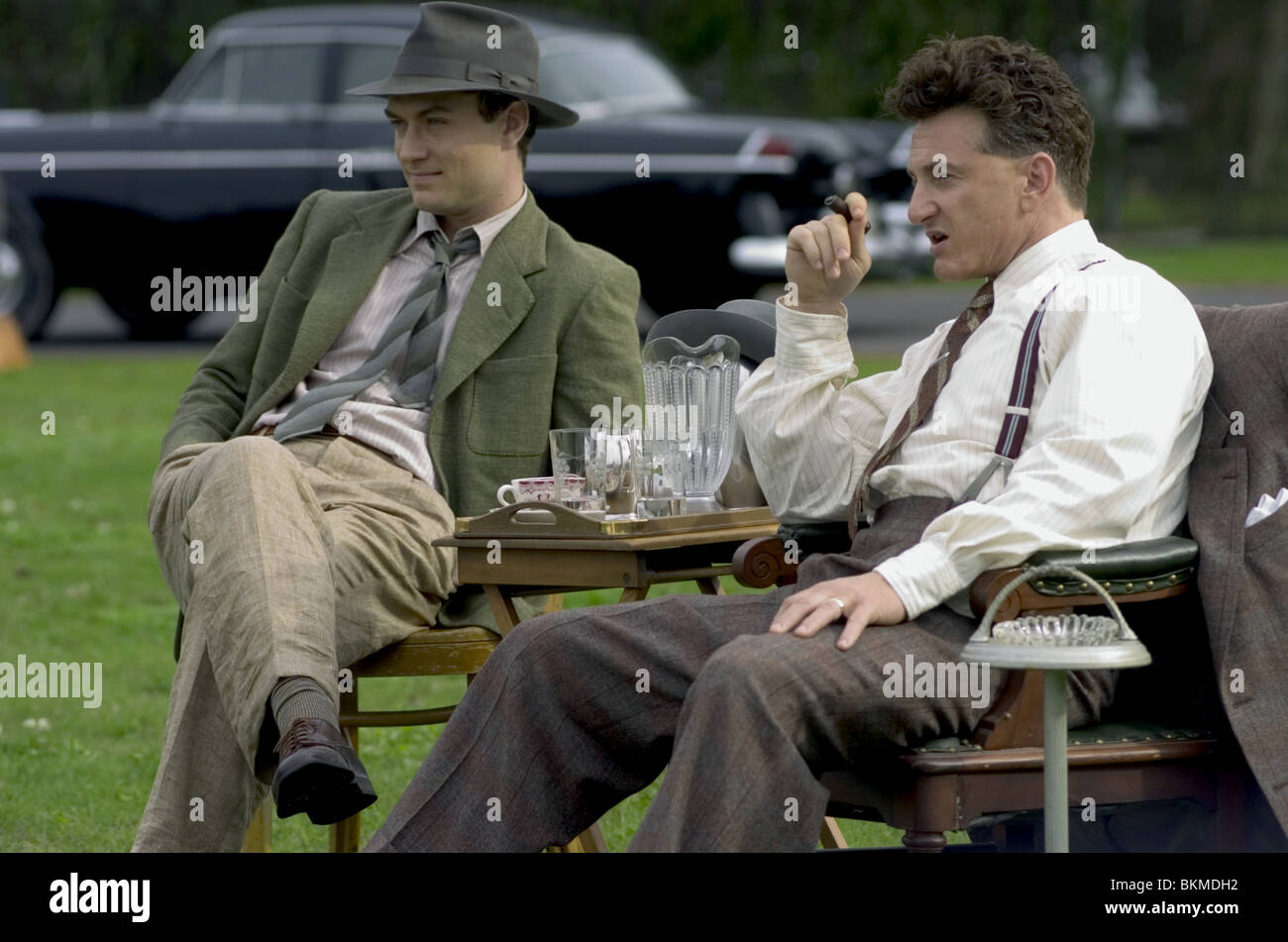 Jude law sean penn kings hi-res stock photography and images - Alamy