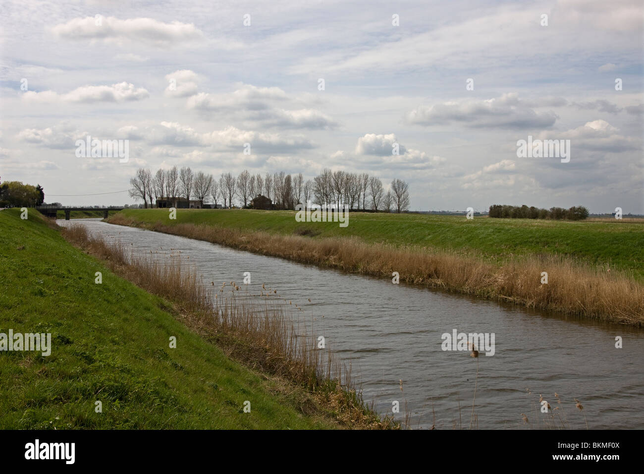 Fenland farm farming hi-res stock photography and images - Alamy