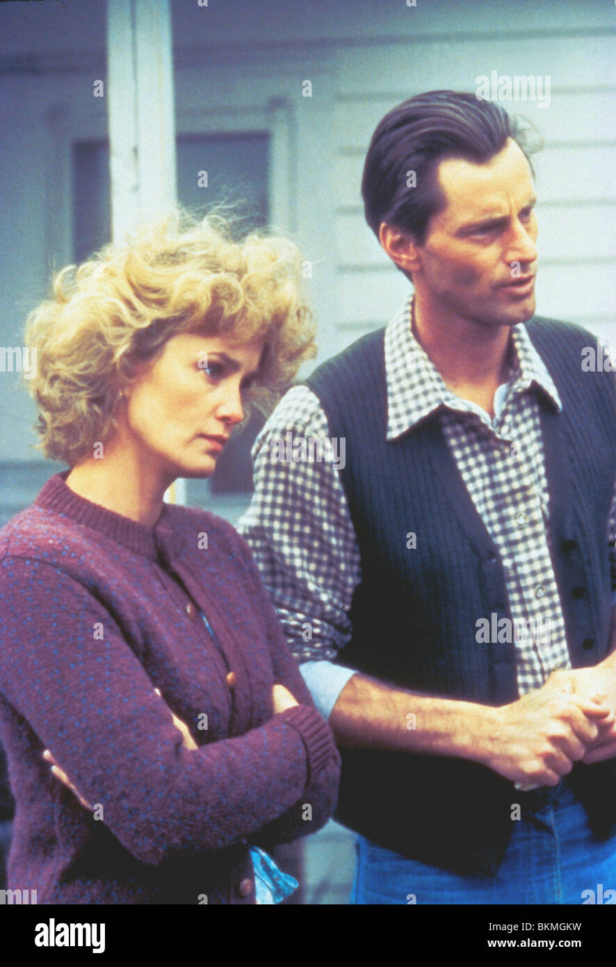 COUNTRY (1984) JESSICA LANGE, SAM SHEPARD COU 003 L Stock Photo - Alamy