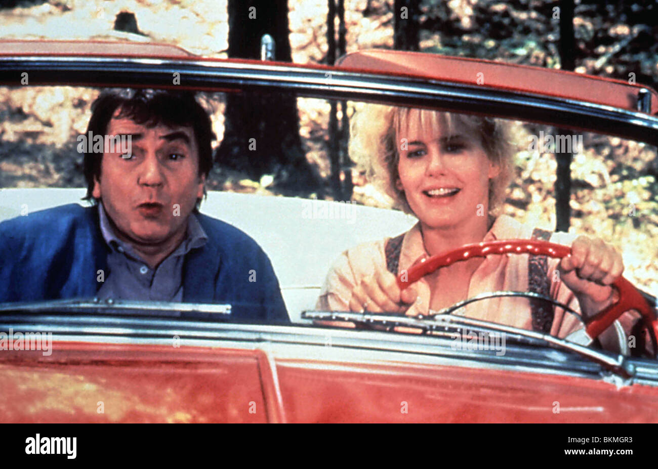 CRAZY PEOPLE (1990) DUDLEY MOORE, DARYL HANNAH CZP 005 Stock Photo - Alamy