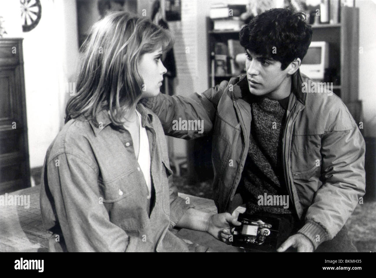 DEADLY FRIEND (1986) KRISTY SWANSON, MATTHEW LABORTEAUX DFRD 004 P ...