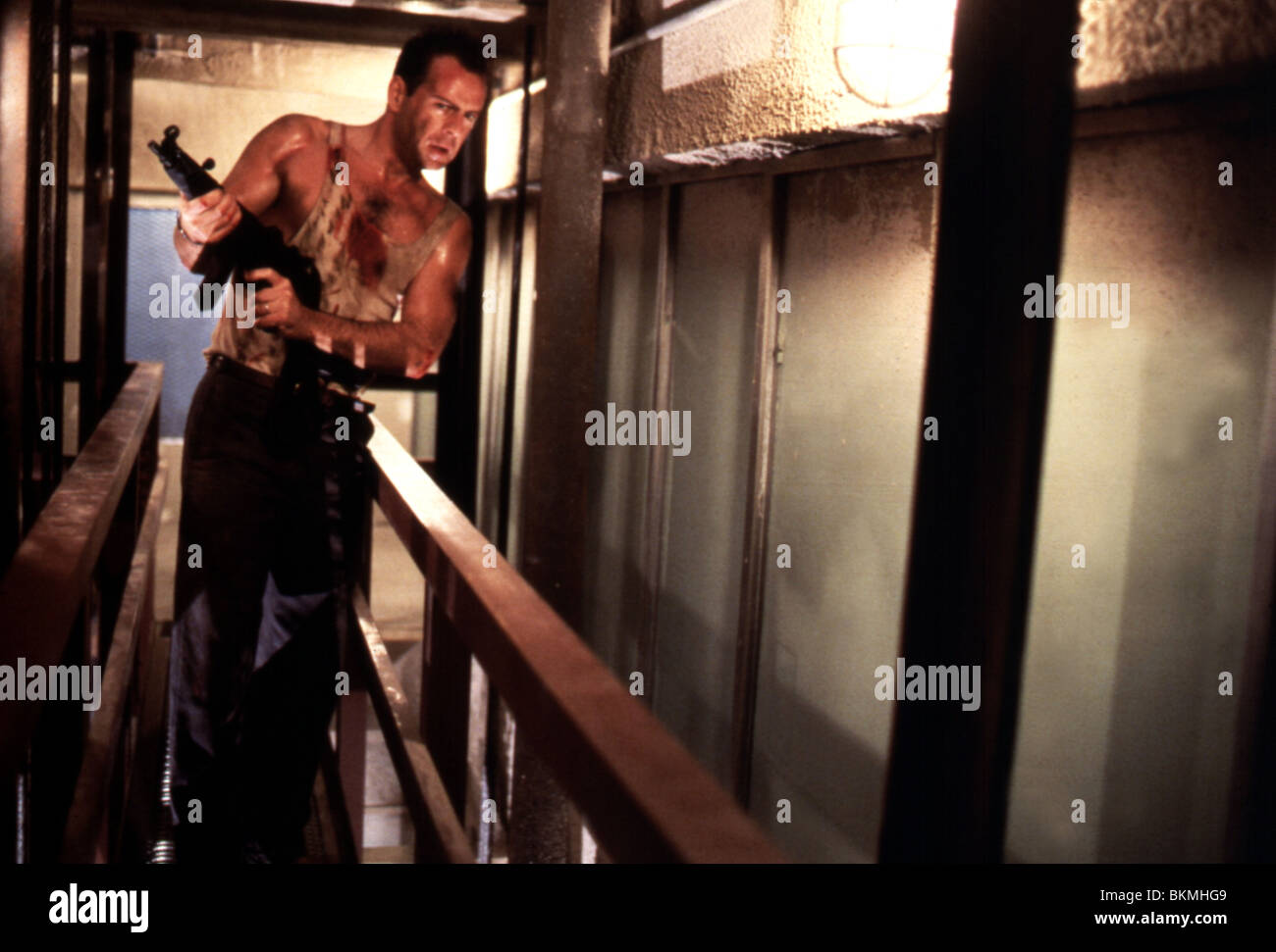 Die hard film 1988 hi-res stock photography and images - Alamy