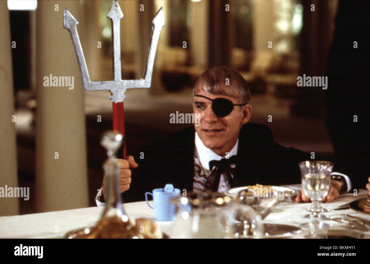 DIRTY ROTTEN SCOUNDRELS (1988) STEVE MARTIN DRSS 025 Stock Photo - Alamy