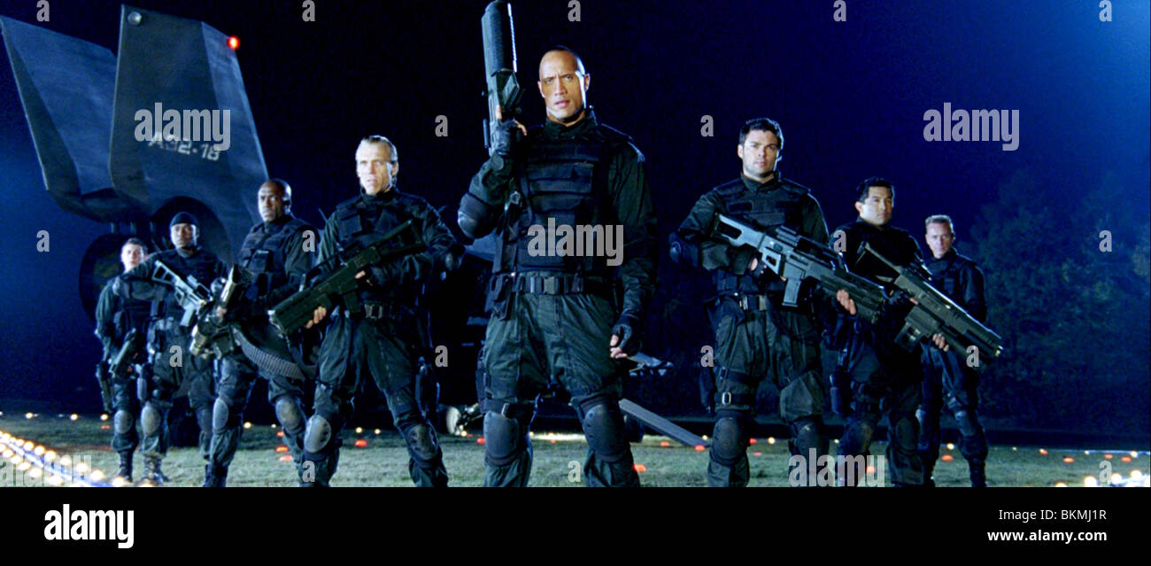 DOOM (2005) AL WEAVER, RAZ ADOTI, DEOBIA OPAREI, RICHARD BRAKE, DWAYNE ...