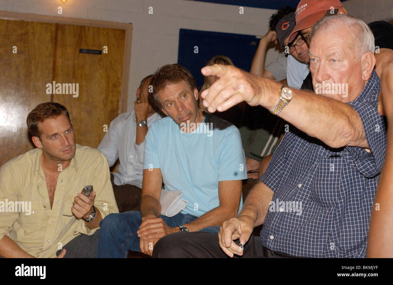 FILMING PRODUCTION (ALT) LOCATION (ALT) BEHIND THE SCENES (ALT) ON SET ...