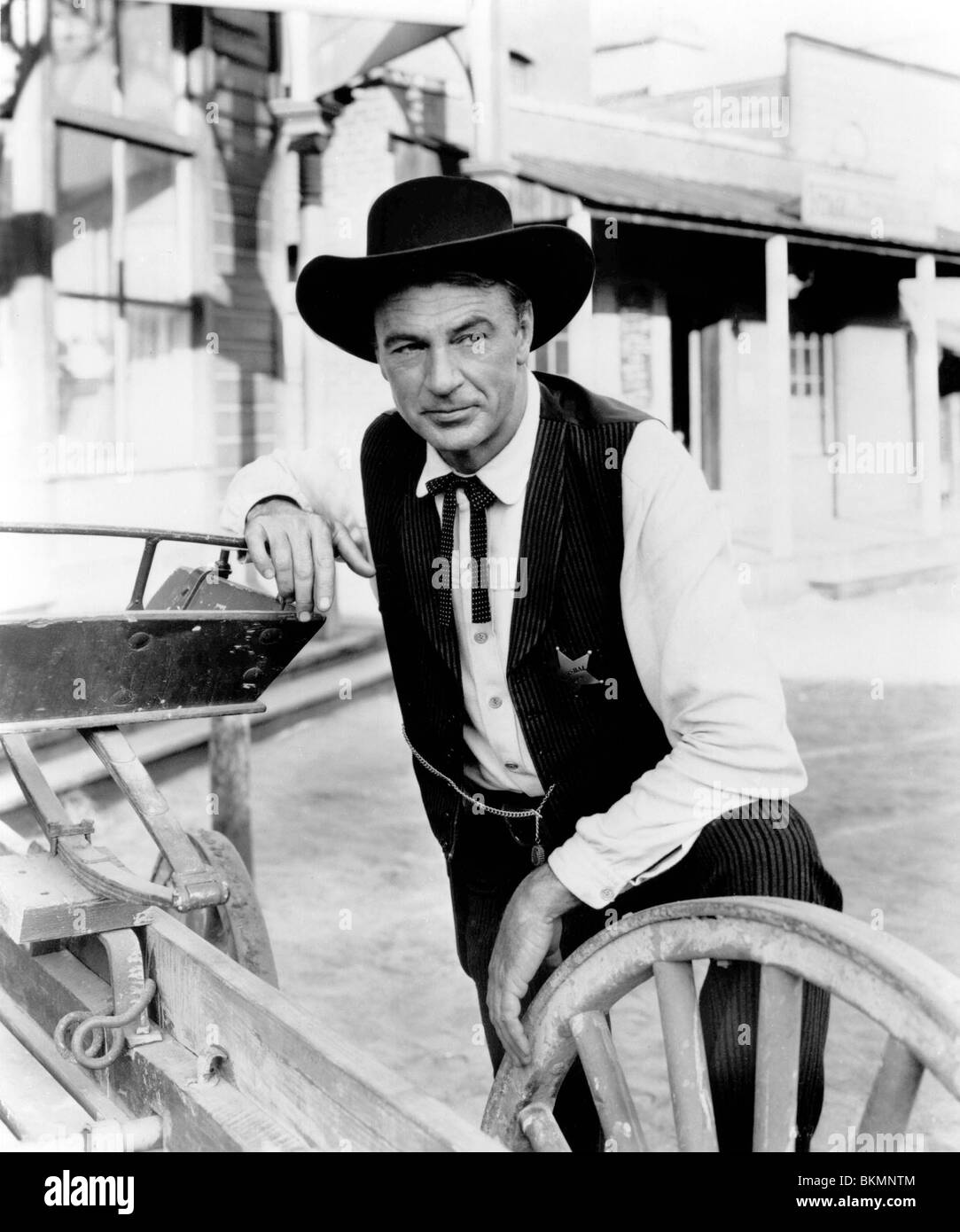 HIGH NOON -1952 GARY COOPER Stock Photo - Alamy