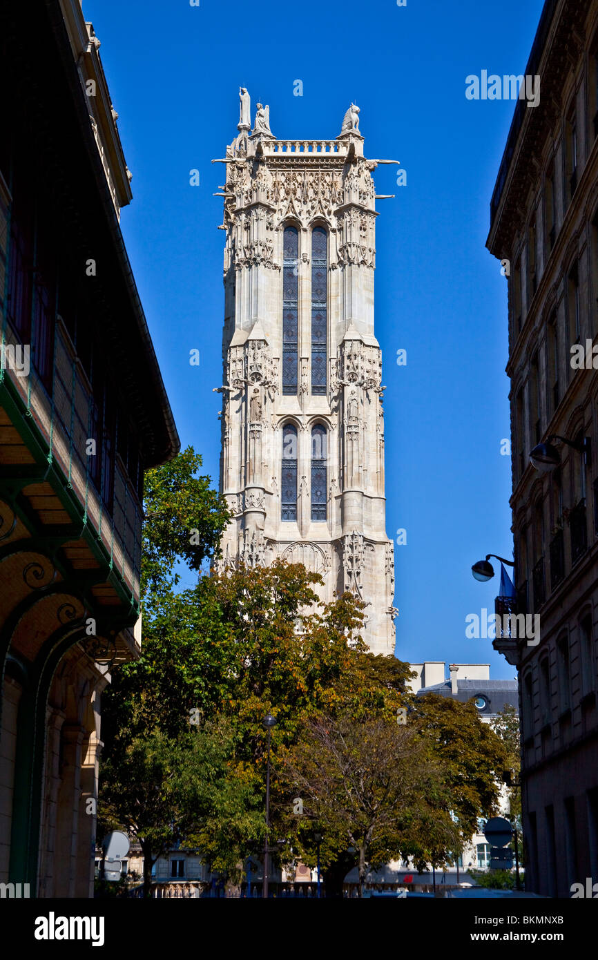Saint-Jacques Tower, or the Tour Saint-Jacques Stock Photo - Alamy