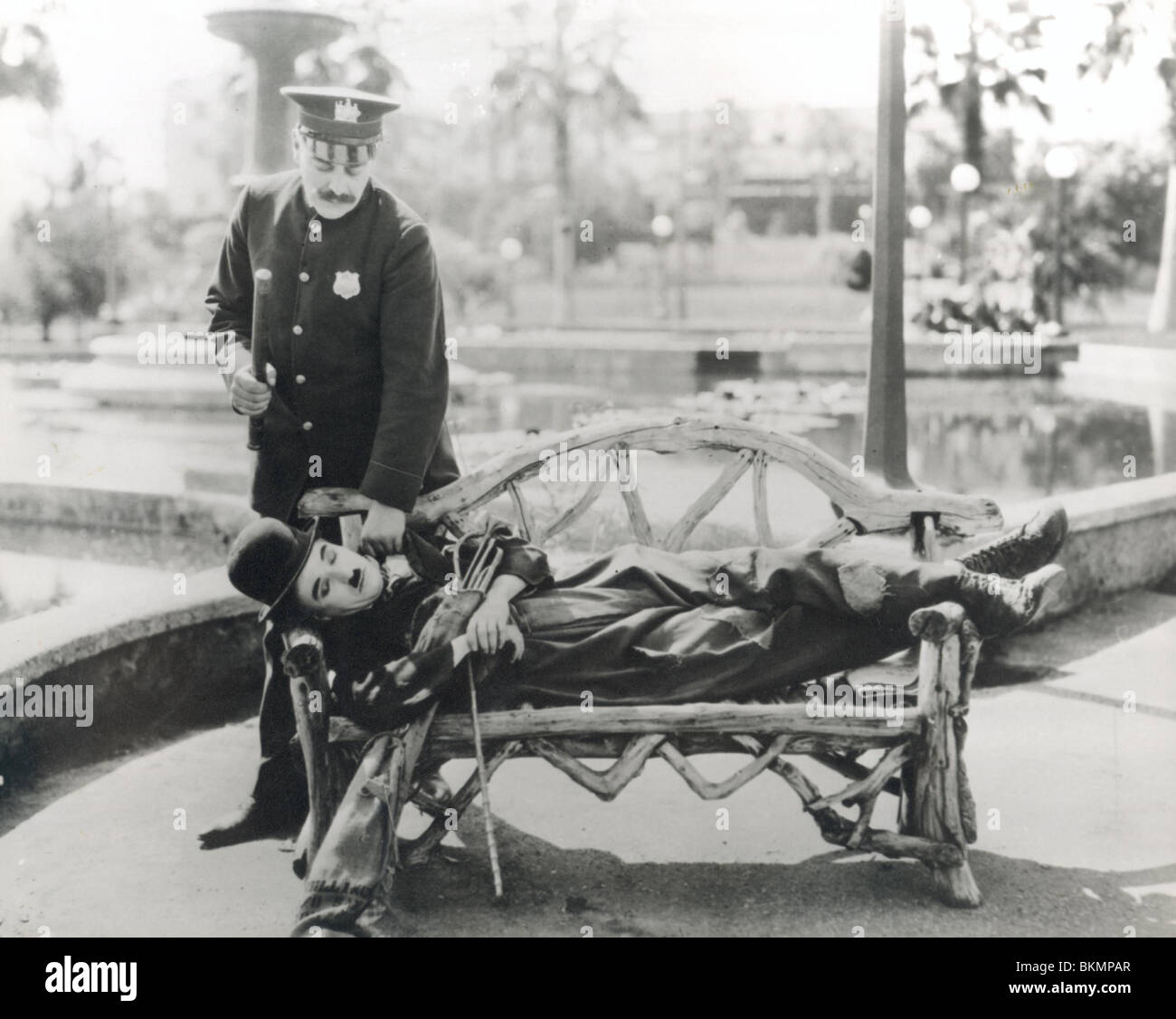 THE IDLE CLASS (1922) CHARLIE CHAPLIN TIDC 008P Stock Photo - Alamy