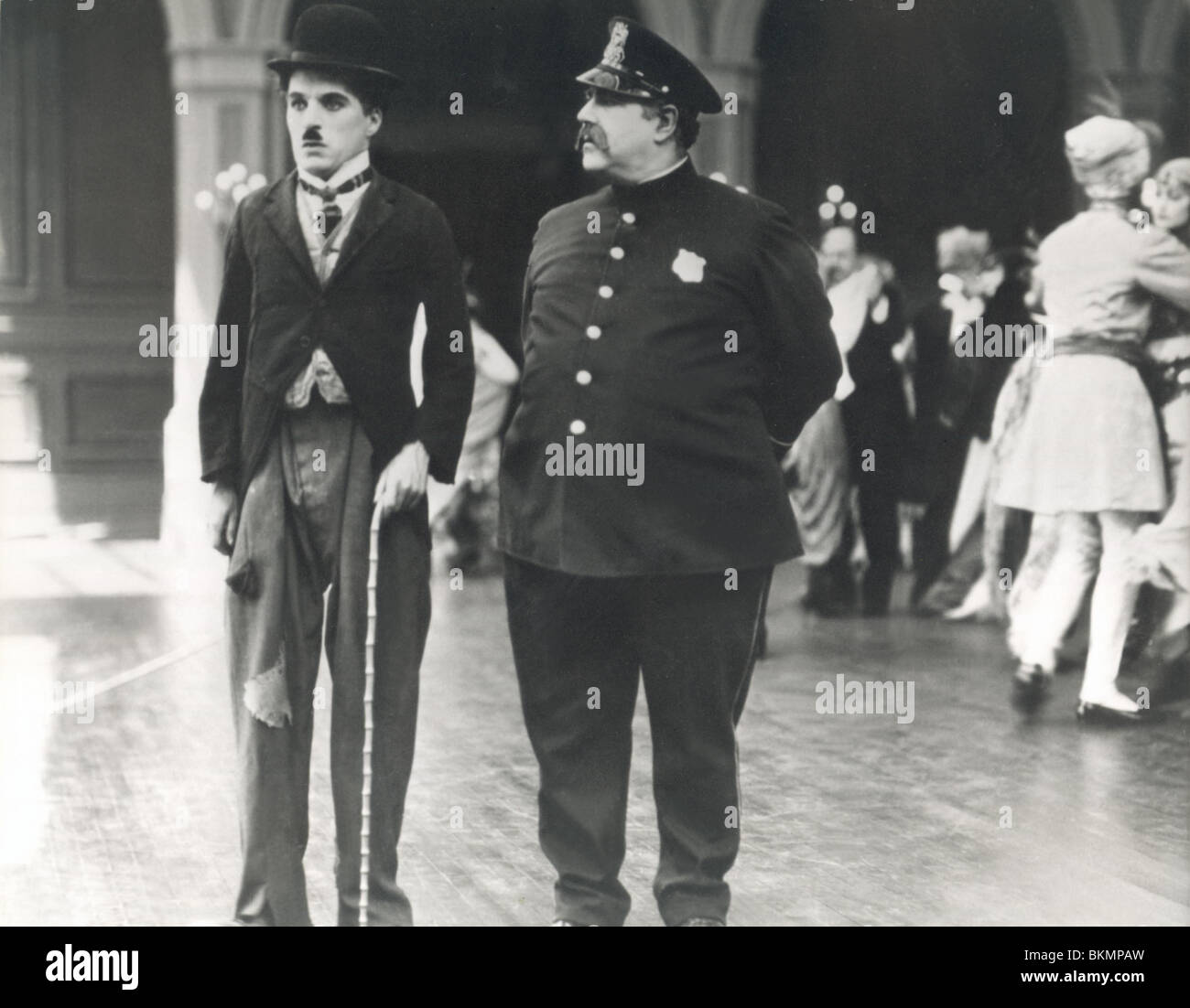 THE IDLE CLASS (1922) CHARLIE CHAPLIN TIDC 010P Stock Photo - Alamy