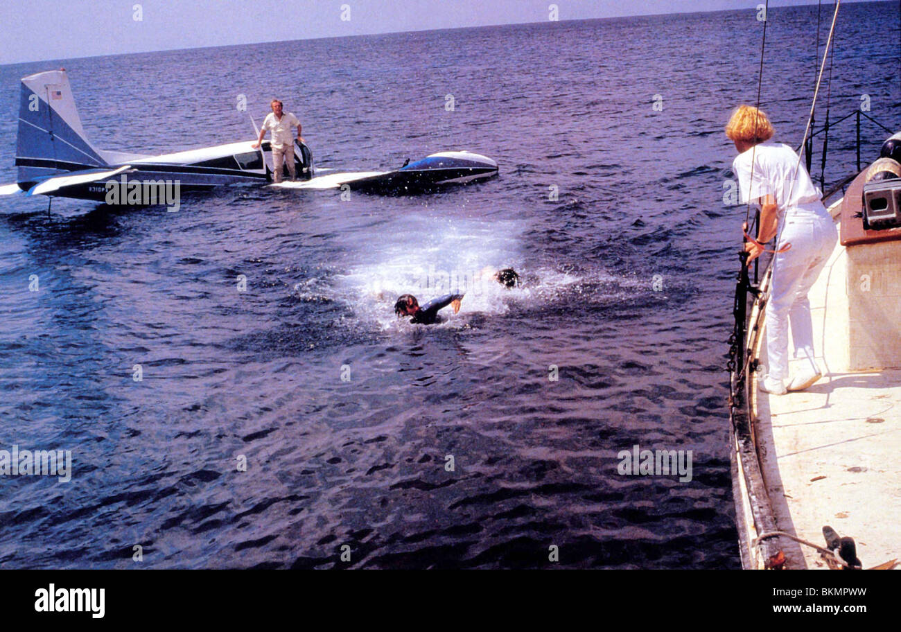 Jaws movie stills hi-res stock photography and images - Alamy