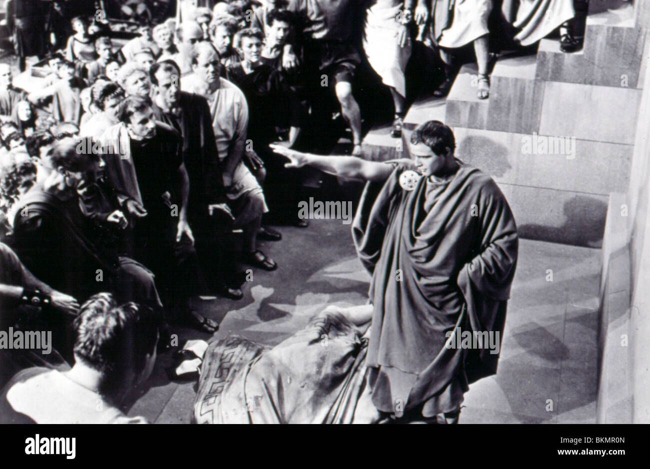 JULIUS CAESAR (1953) MARLON BRANDO JUC 004 Stock Photo - Alamy