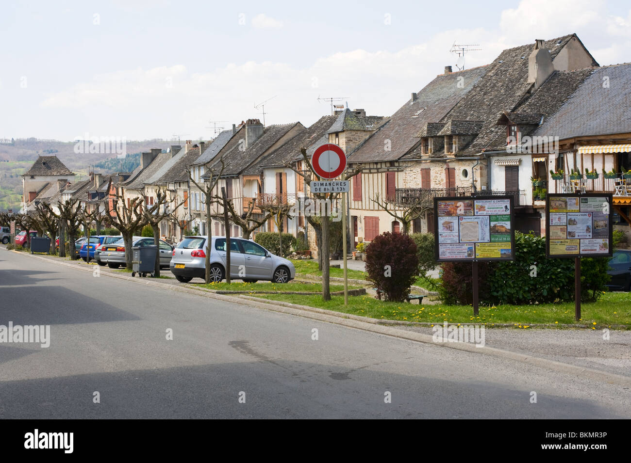 Beautiful Traditional French Housing in The Historic Bastide Town of ...