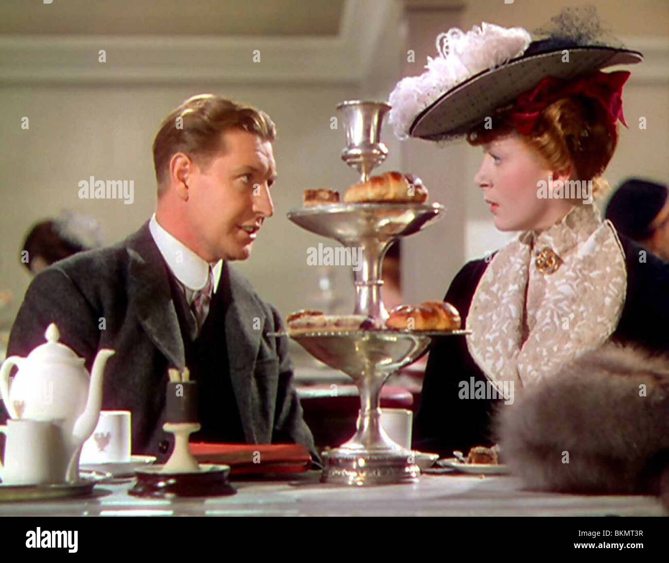 THE LIFE AND DEATH OF COLONEL BLIMP (1943) DEBORAH KERR LDCB 001-03 ...