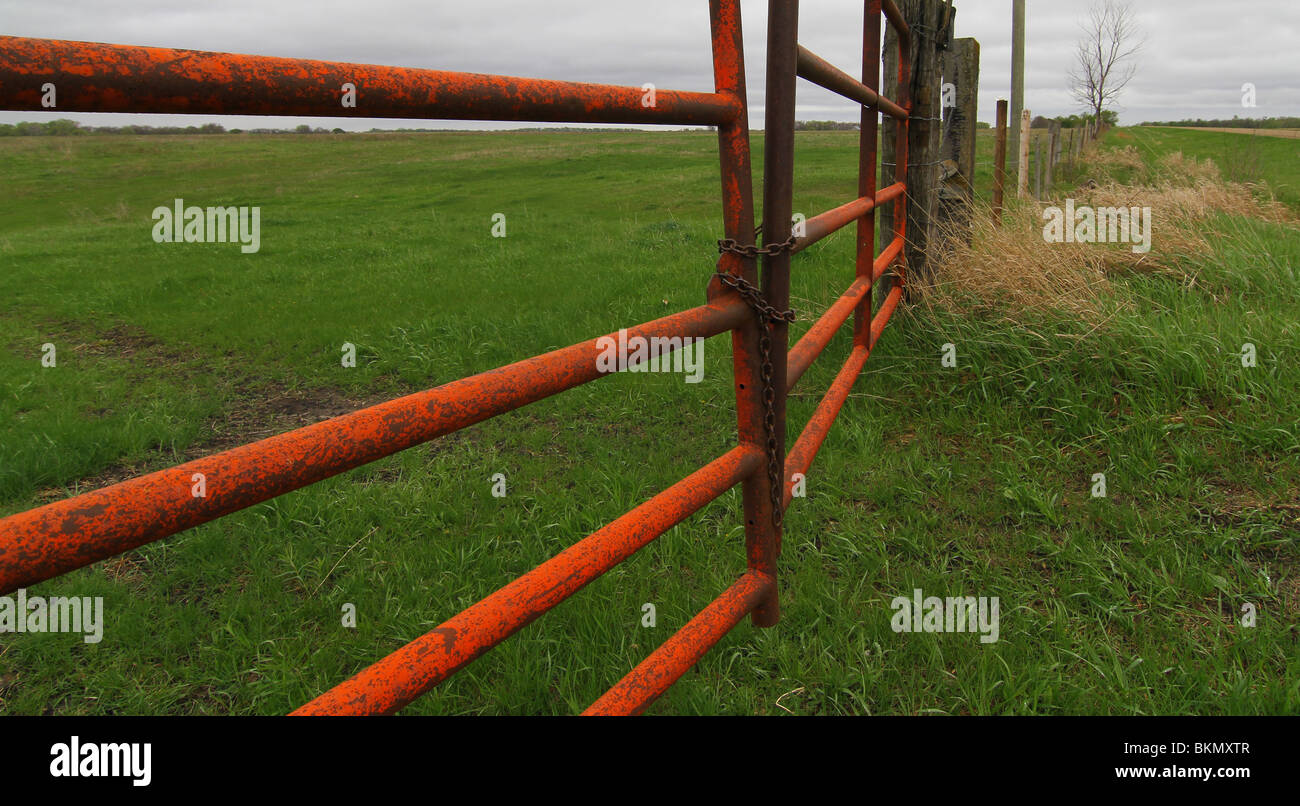 Farmin fence hi-res stock photography and images - Alamy
