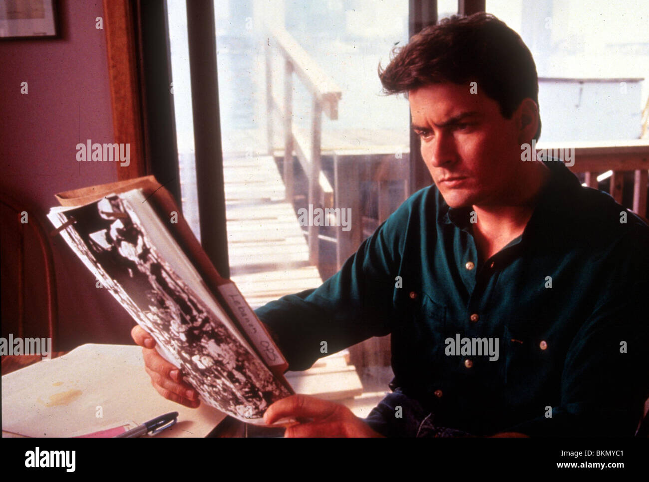 NAVY SEALS -1990 CHARLIE SHEEN Stock Photo - Alamy