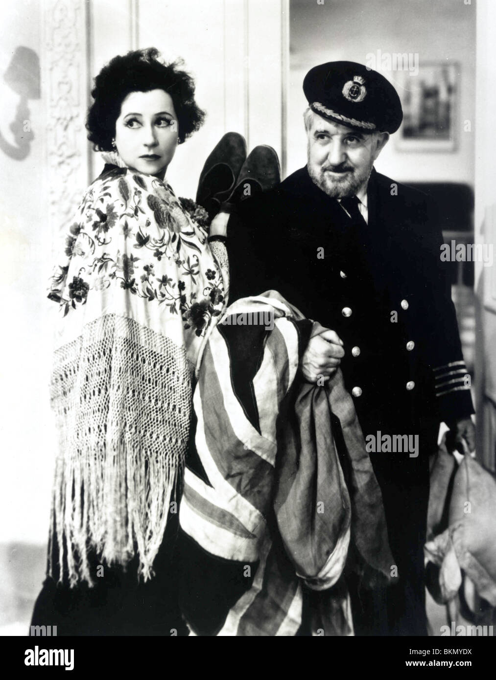 NEUTRAL PORT (1940) YVONNE ARNAUD, WILL FYFFE NEUP 006 P Stock Photo ...