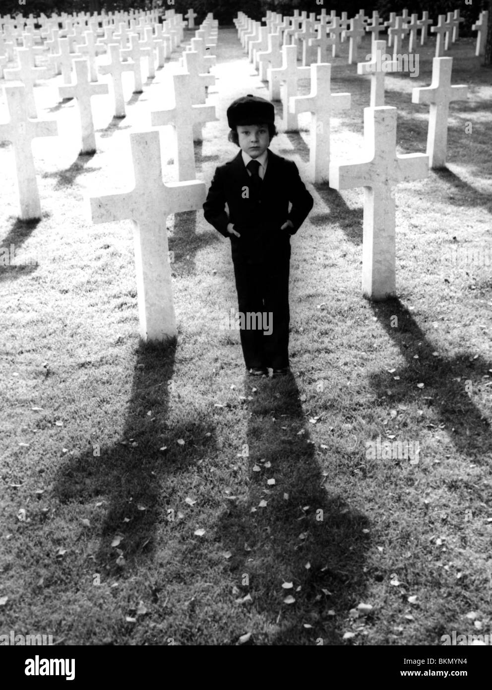 THE OMEN -1976 HARVEY STEPHENS Stock Photo - Alamy